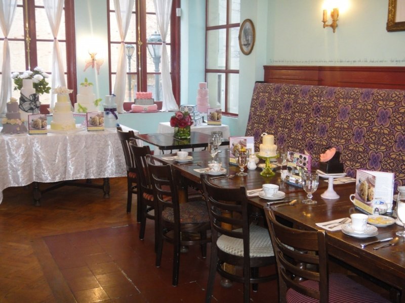 Tea-Totalers | BridalGuide